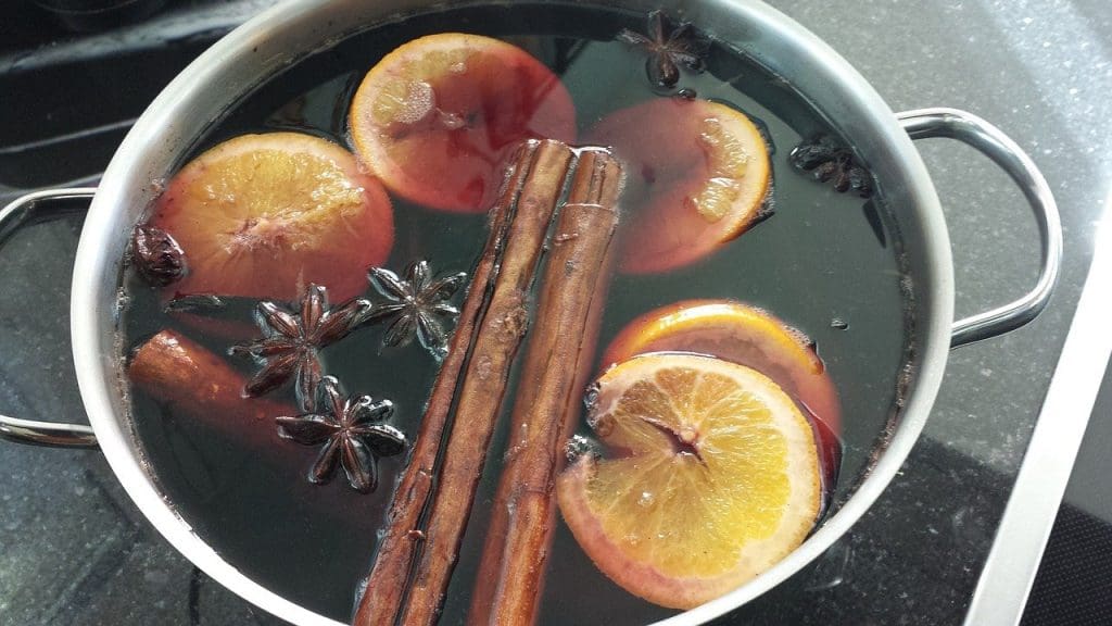 Traditional German Gluhwein Recipe | German Christmas Markets